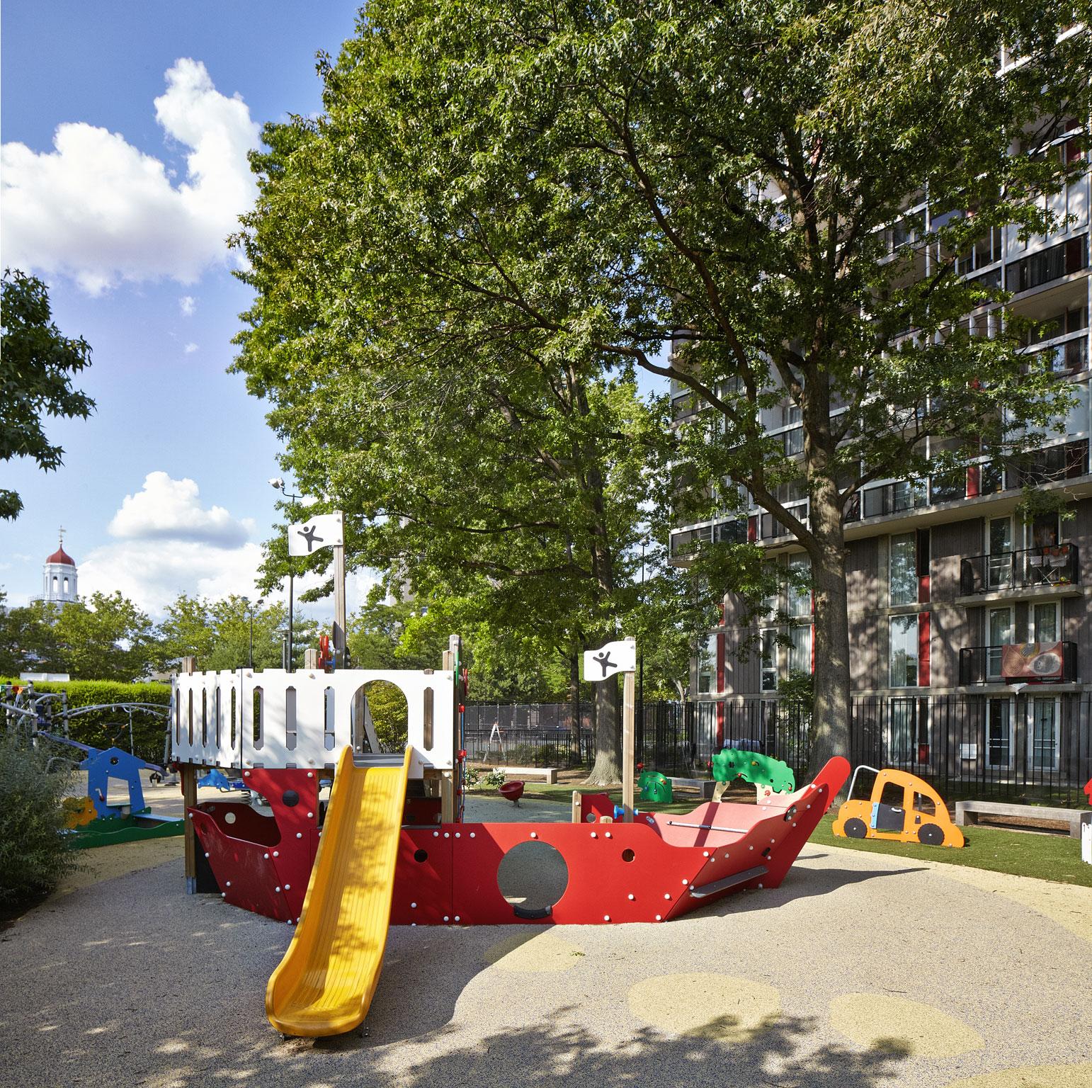 Peabody Terrace | Harvard University Housing